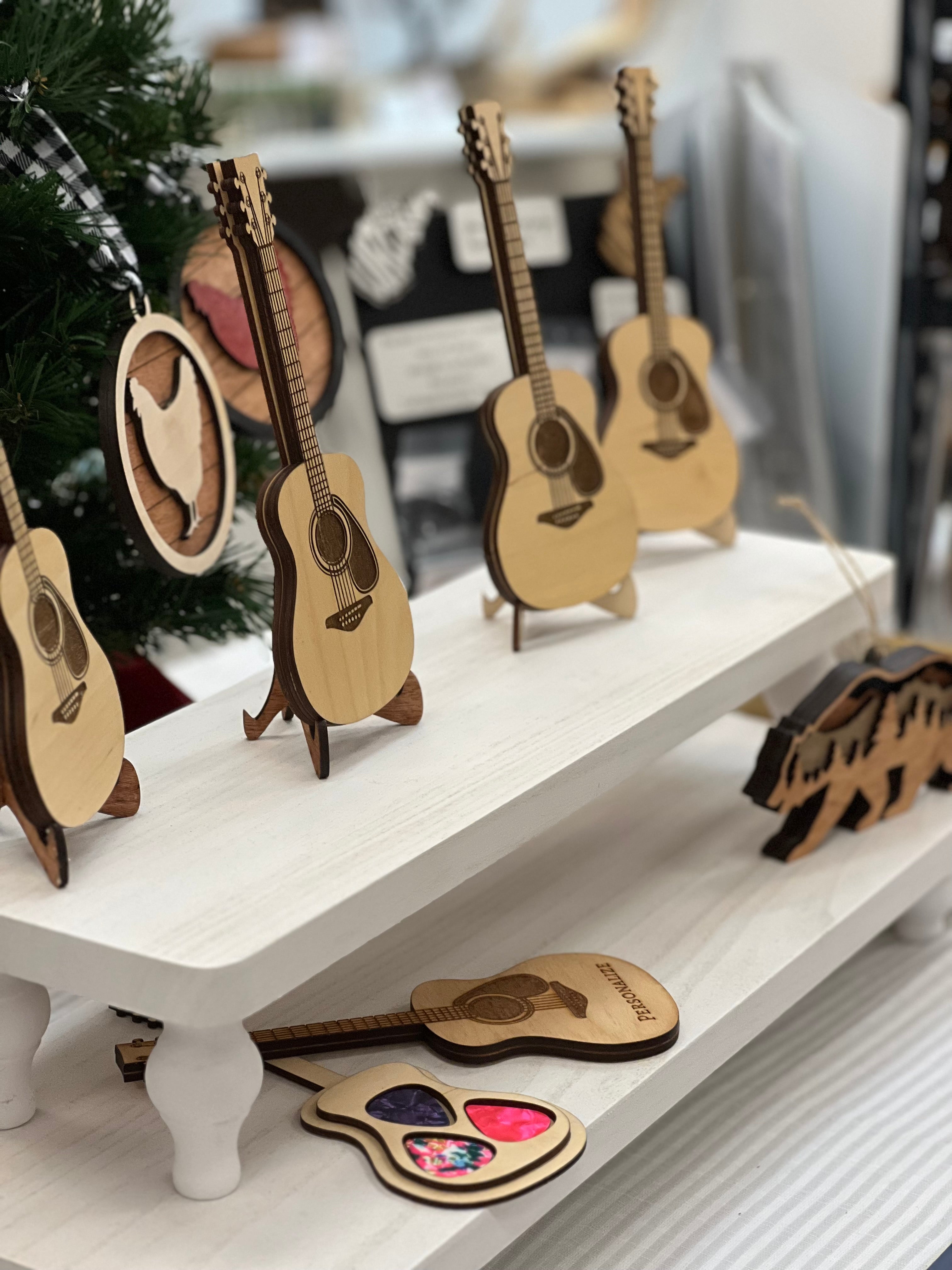 Acoustic Guitar Pick Holders – The 304 Life